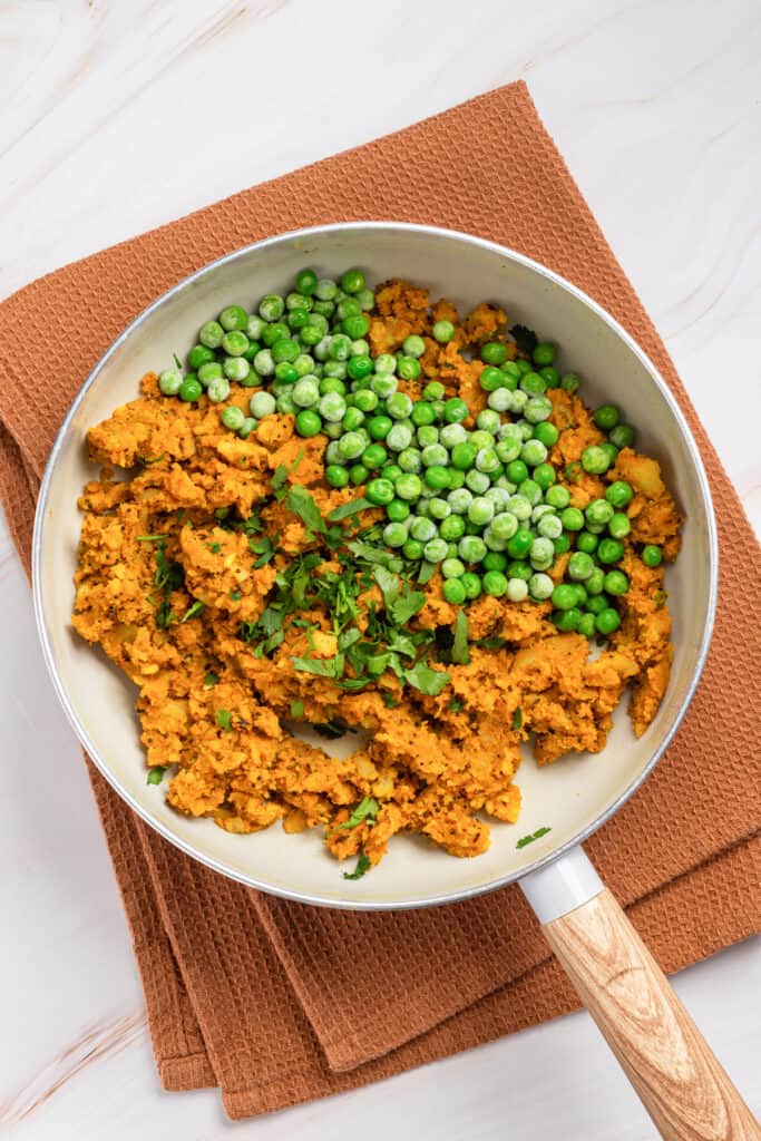 Easy Air Fryer Samosas - Urban Farmie