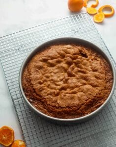 Upside-Down Mandarin Cake (with Caramel) - Urban Farmie