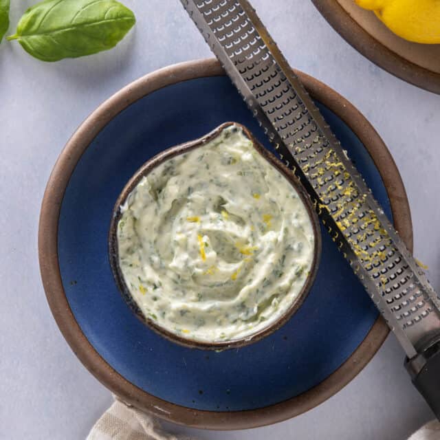 Basil Chiffonade (How to Chiffonade Basil and other Herbs) - Urban Farmie