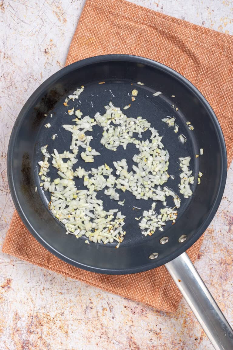 Basil Cream Sauce (Easy Summer Pasta Sauce!) - Urban Farmie