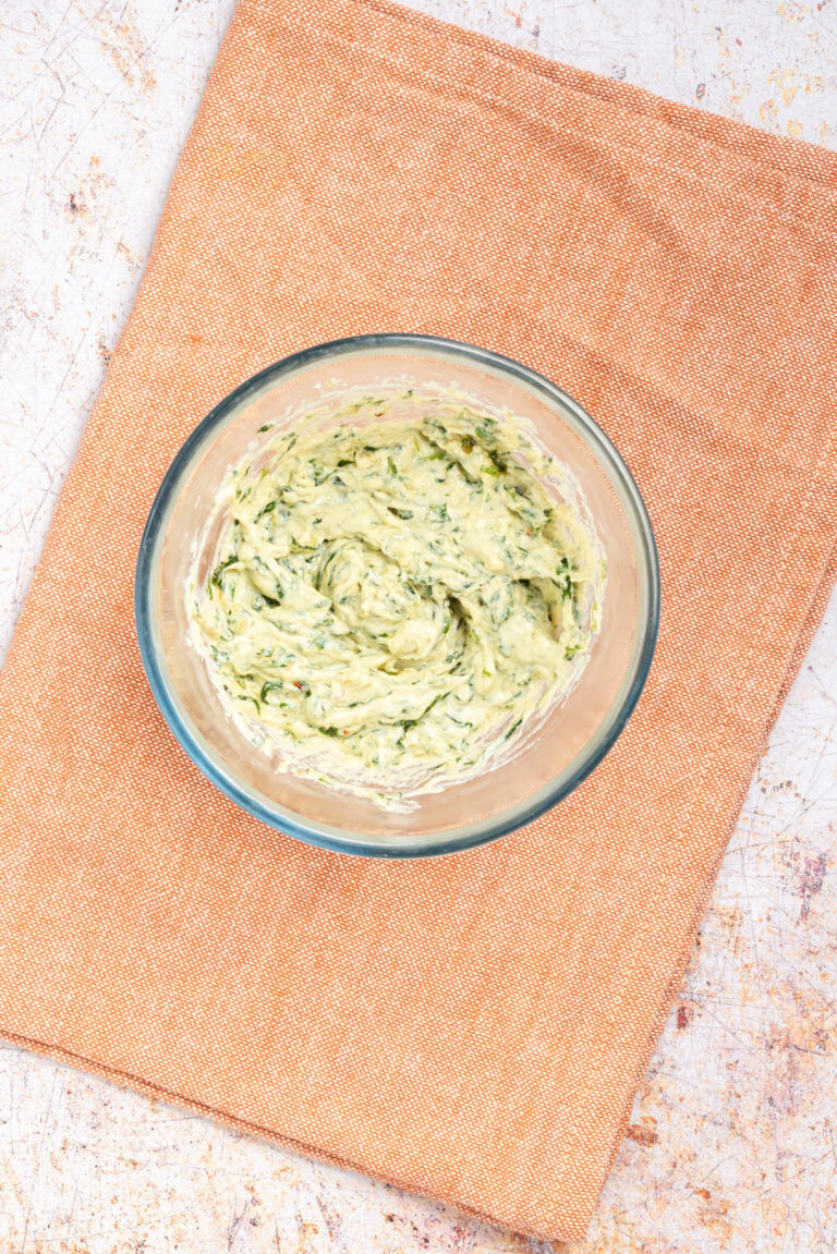 Basil Cream Sauce (Easy Summer Pasta Sauce!) - Urban Farmie