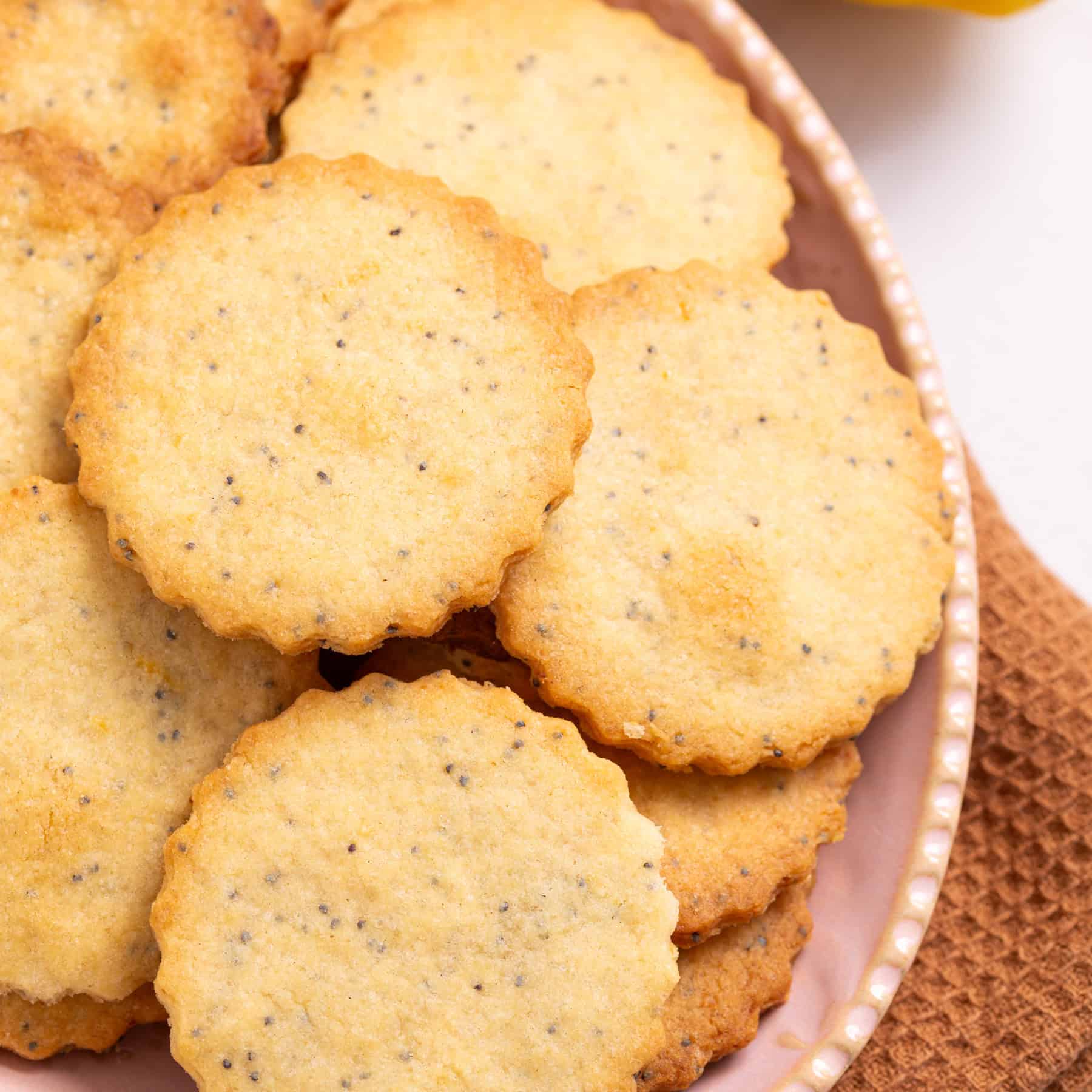 Lemon Shortbread Cookies