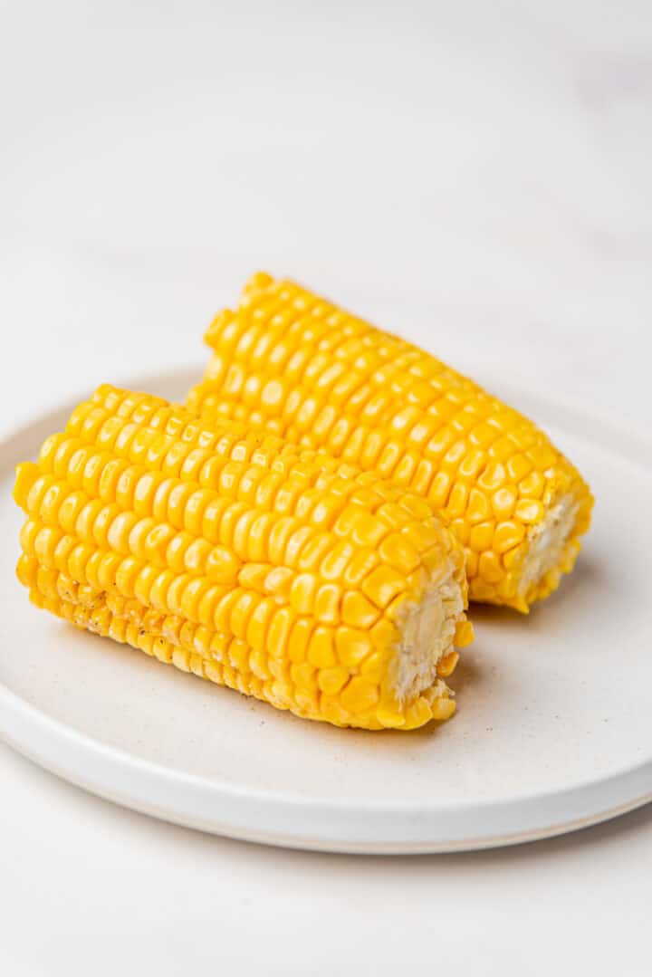 Easy Microwave Corn on the Cob