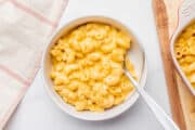 Easy Microwave Mac and Cheese