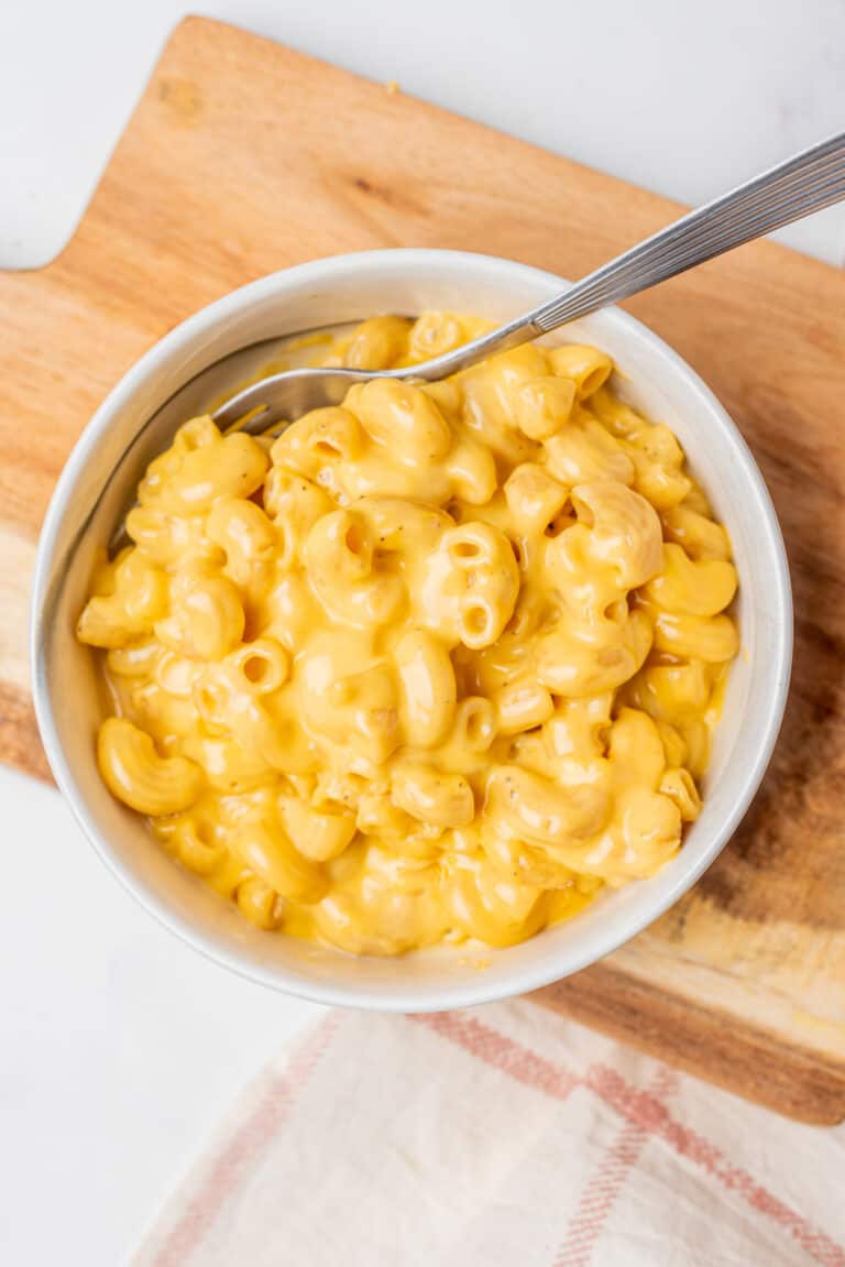 Easy Microwave Mac and Cheese