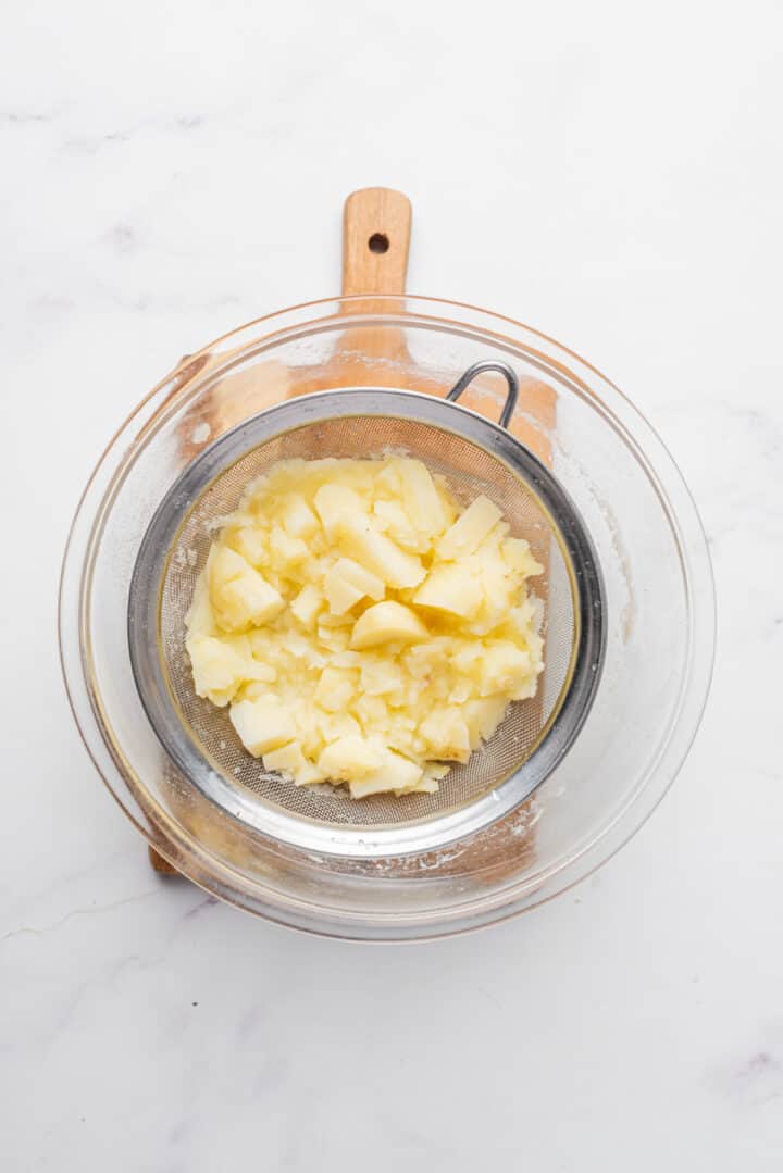 Easy, Creamy Microwave Mashed Potatoes