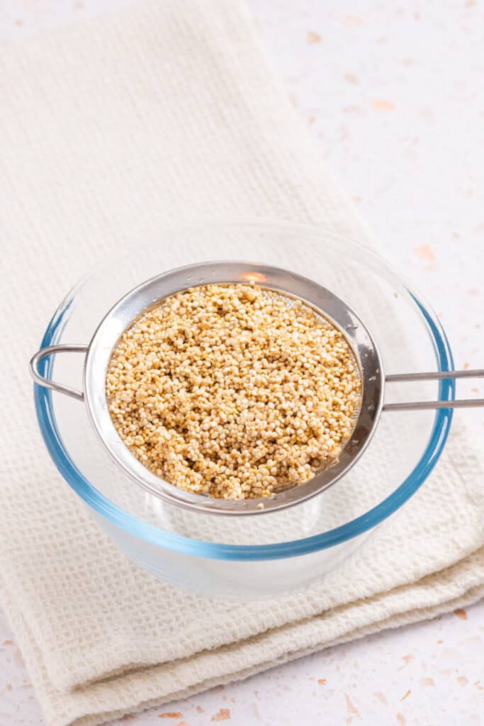 Puffed Quinoa (Easy, 10 Minute Recipe)
