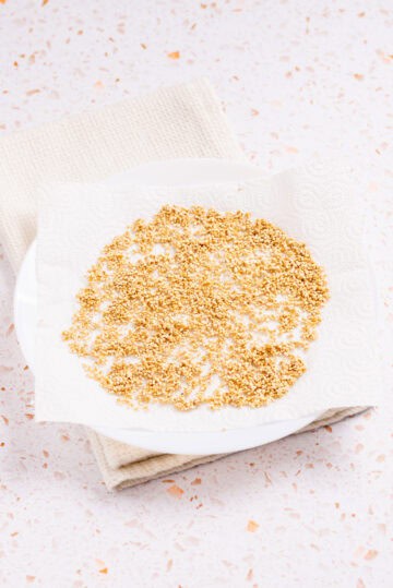 Puffed Quinoa (Easy, 10 Minute Recipe)