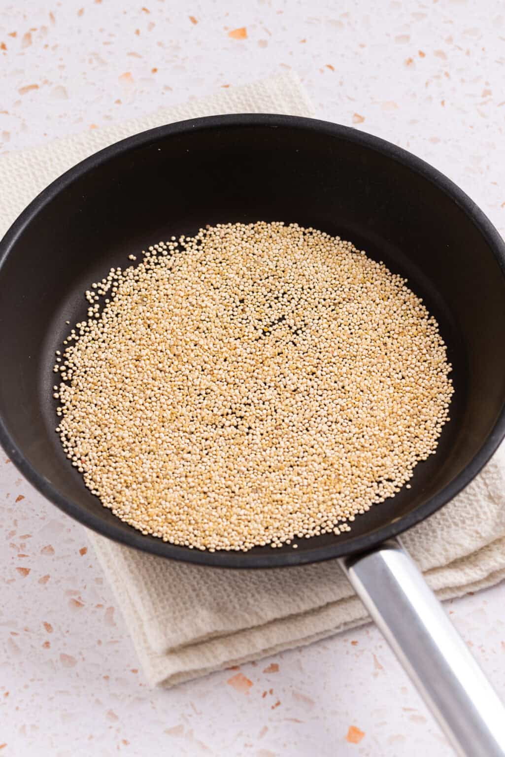Puffed Quinoa (Easy, 10 Minute Recipe)