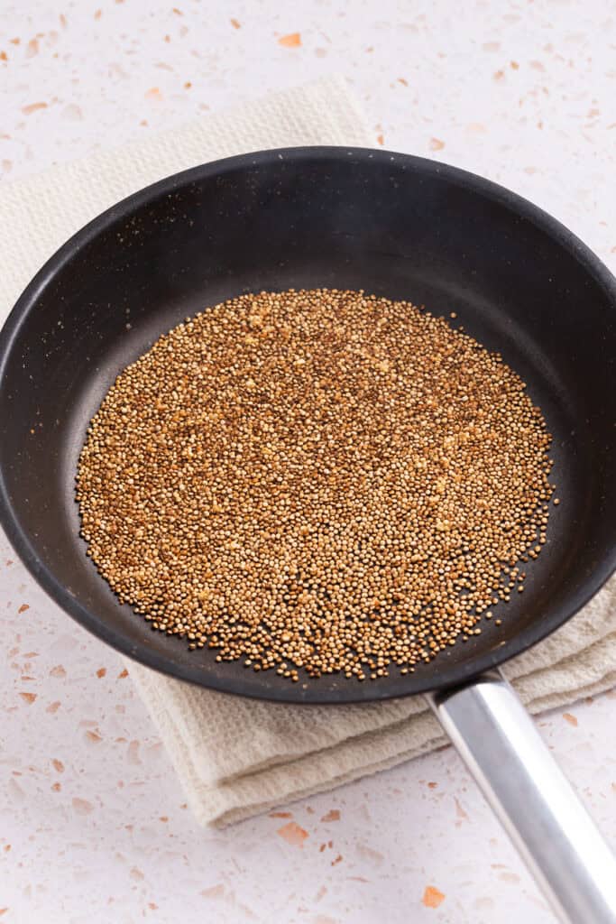 Puffed Quinoa (Easy, 10 Minute Recipe)