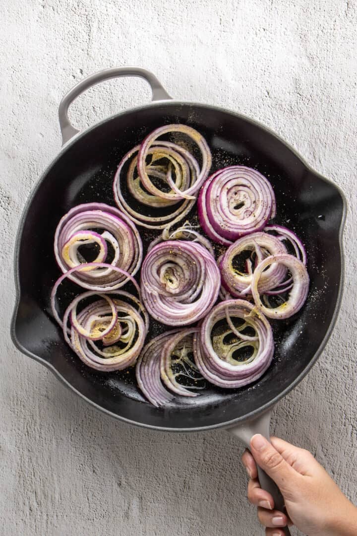Roasted Red Onions (Ready in 30 Minutes!) - Urban Farmie