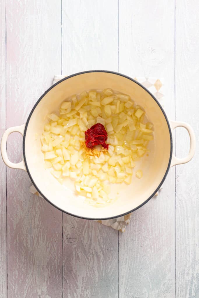 Shiro Wat (Ethiopian Chickpea Stew)