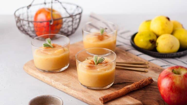 Fuji Apples vs. Gala Apples (+ Recipes!)